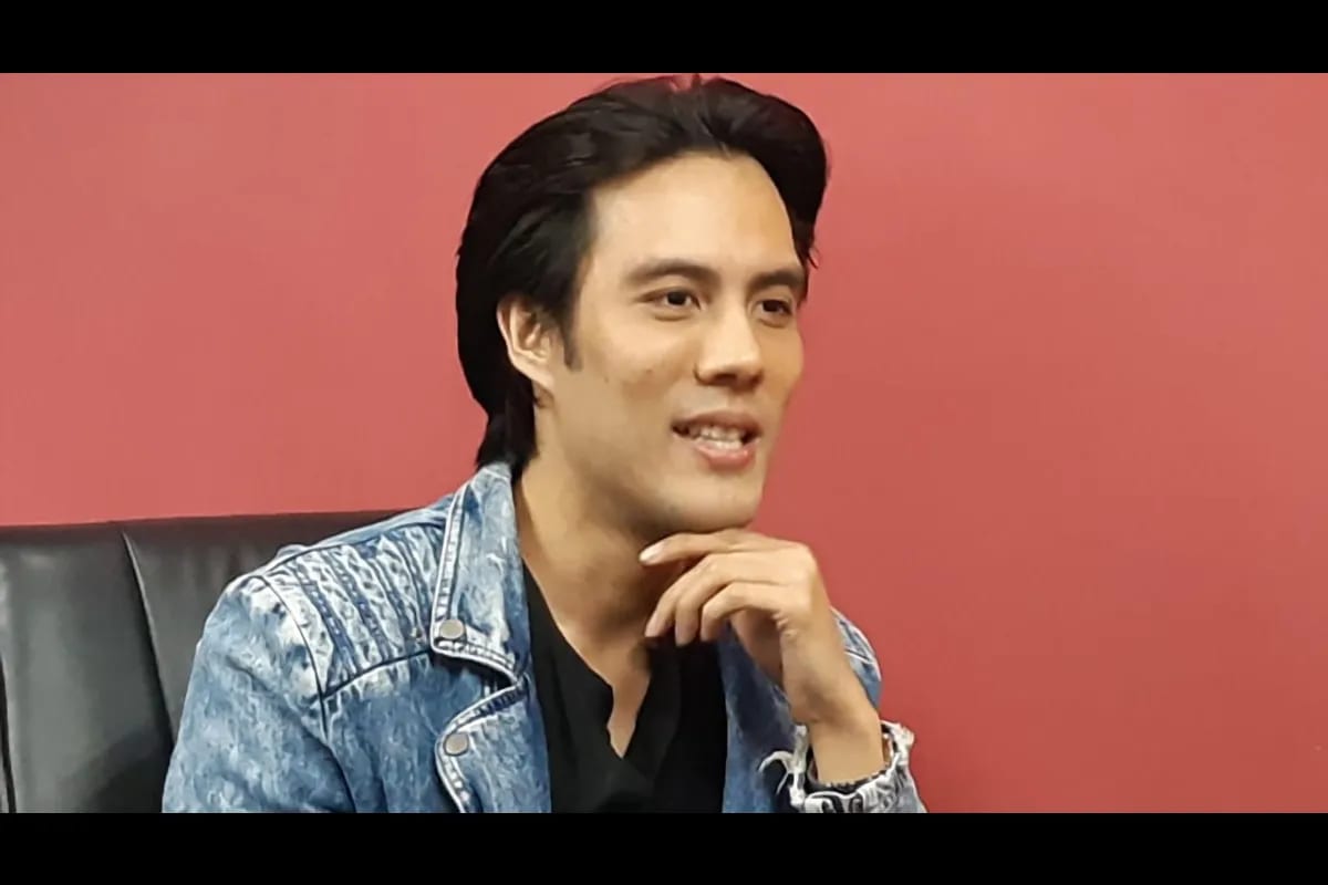 EXCLUSIVE: Rafa Siguion-Reyna, nakaramdam ng pressure bilang anak ng showbiz personalities | ABS ...