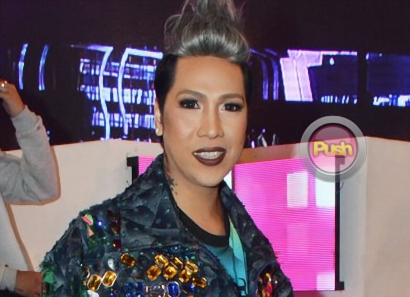 Vice Ganda emotionally remembers how “Gandang Gabi Vice” began | ABS ...