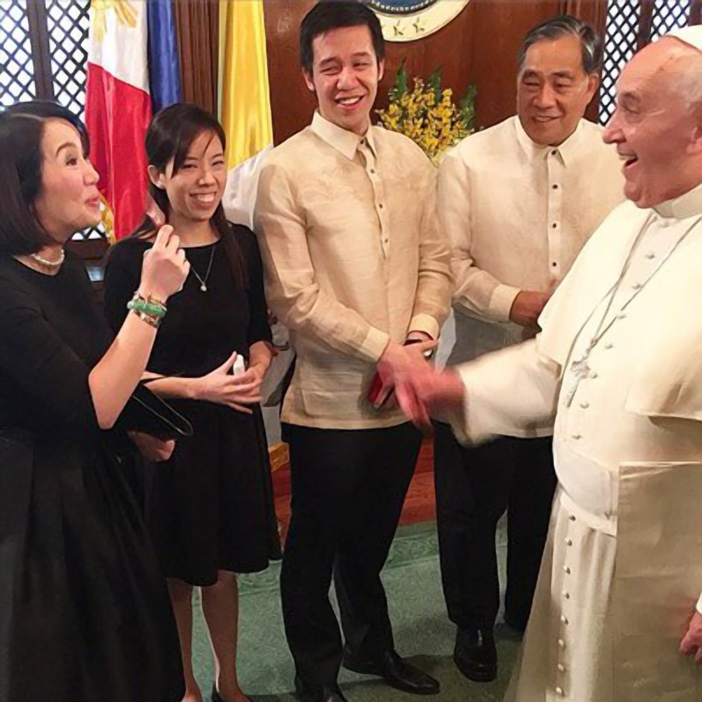 Kris' once in a lifetime moment with Pope Francis | ABS-CBN Entertainment