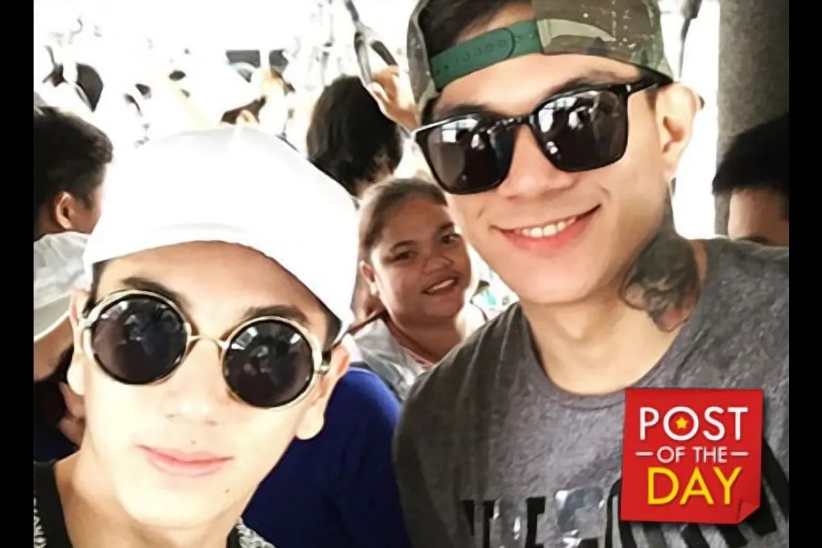 LOOK: Zeus Collins and Nikko Natividad take the MRT | ABS-CBN Entertainment