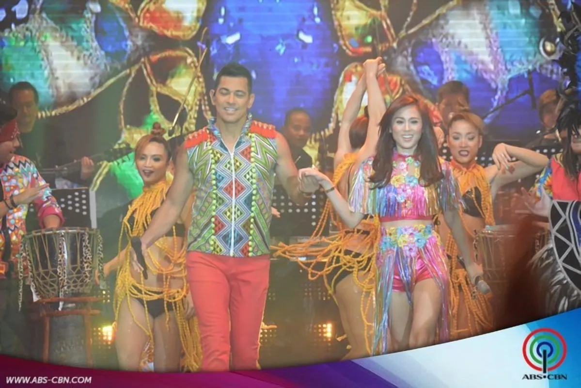 PHOTOS: Pure concert power with Mr Pure Energy Gary V and The Ultimate ...