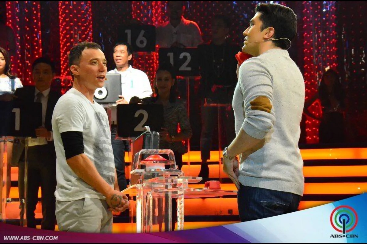 PHOTOS: Epi Quizon, nag-uwi ng P100,000 sa Kapamilya Deal or No Deal ...