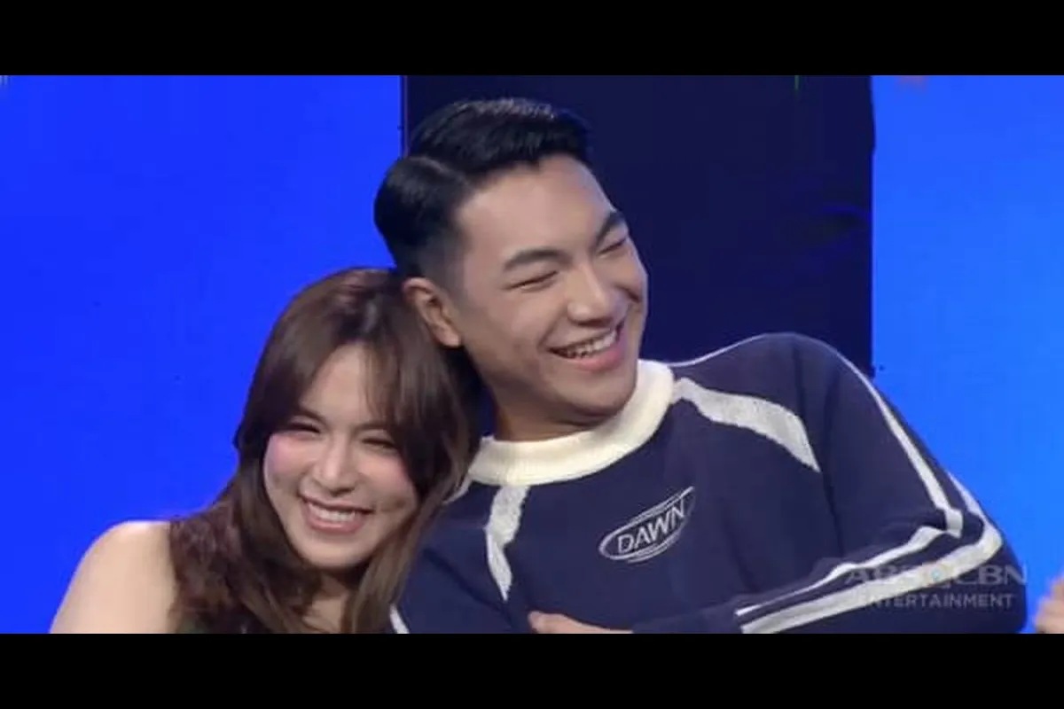 Darren, biglang SUMANDAL sa balikat ni Jackie | It’s Showtime | ABS-CBN ...