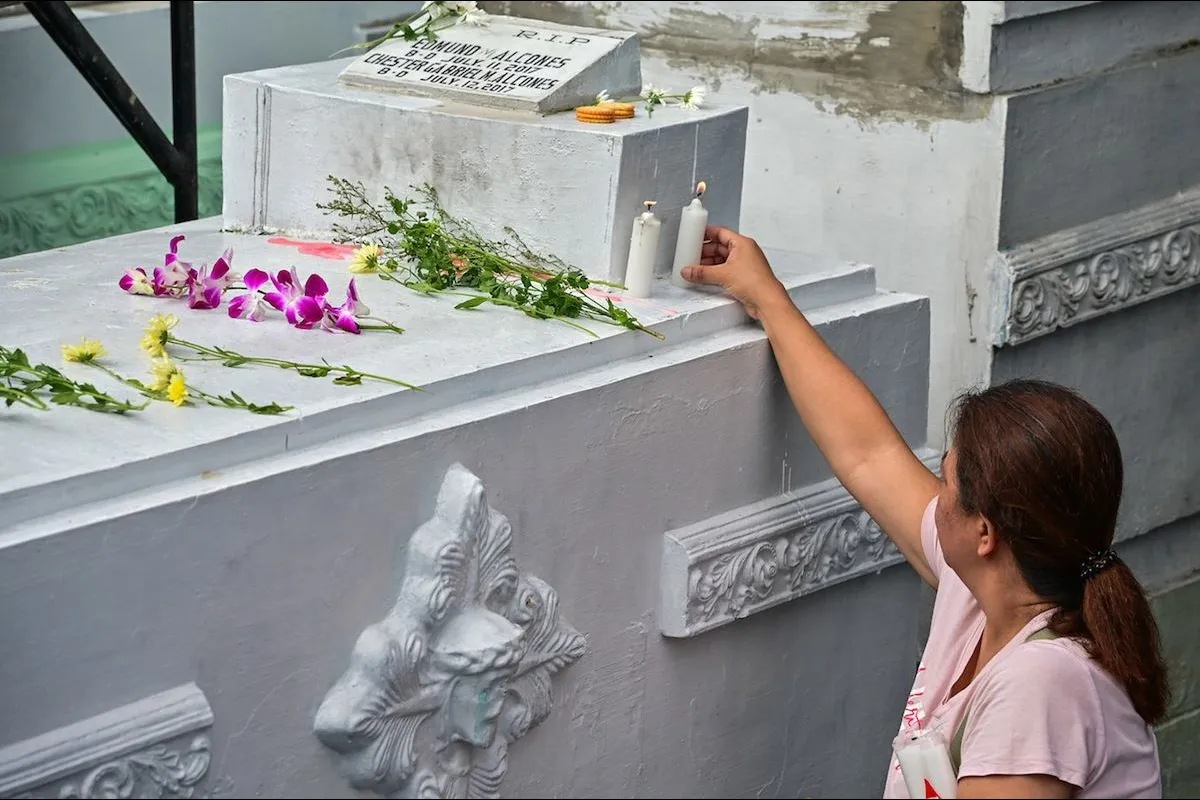 'Pagbisita sa puntod, paraan para mas madaling matanggap ang pagpanaw ...