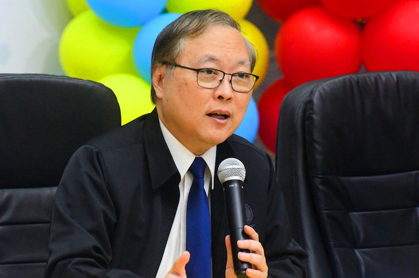 Fiber internet to be available in more areas: DICT | ABS-CBN News