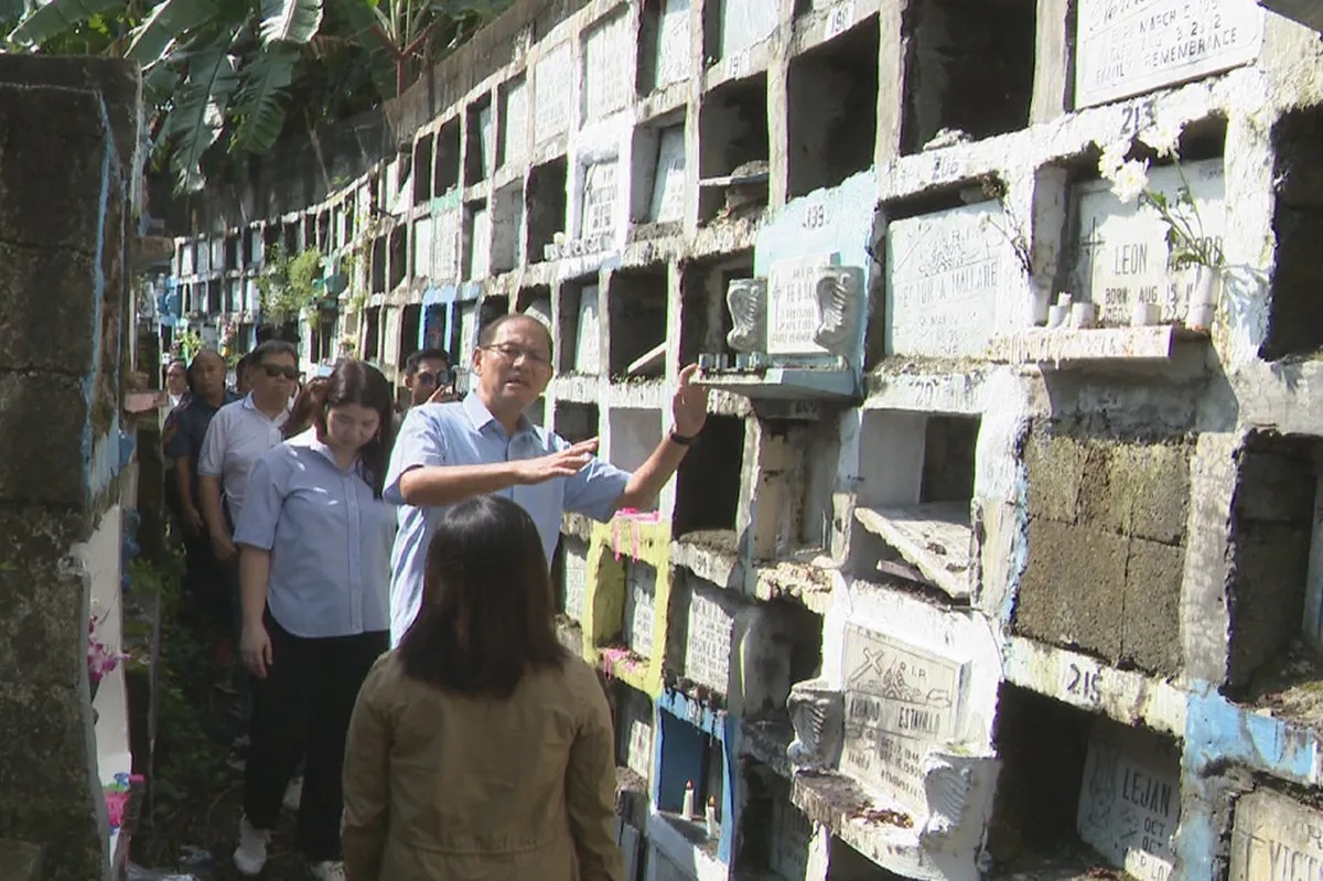 Mga hinukay na nitso sa Barangka cemetery, ibinenta umano sa taga-ibang ...
