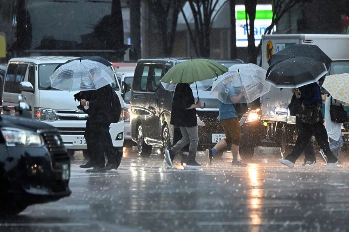 Japan urges 200,000 people to evacuate due to heavy rain | ABS-CBN News