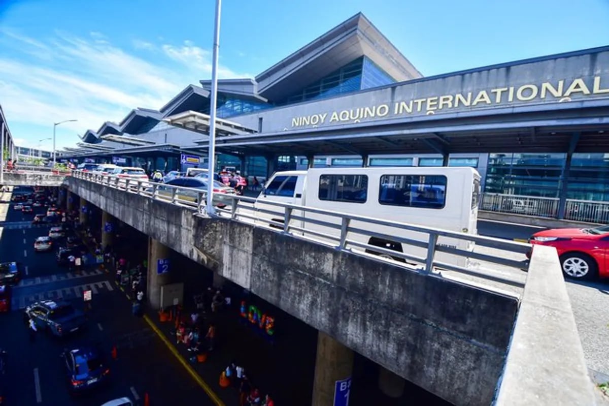 2 illegal aliens nabbed at NAIA while attempting to flee | ABS-CBN News