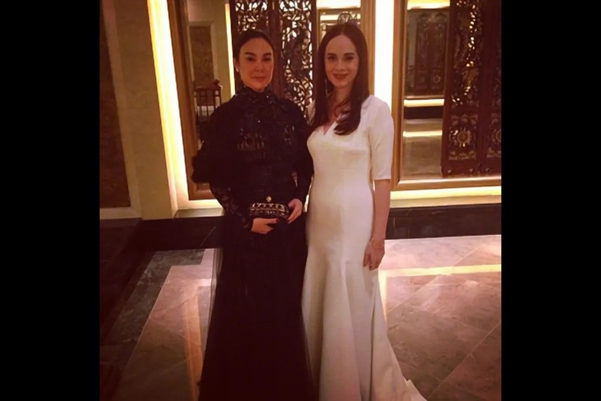 Beautiful ladies Gretchen Barretto and Lucy Torres at the Red Cross ...