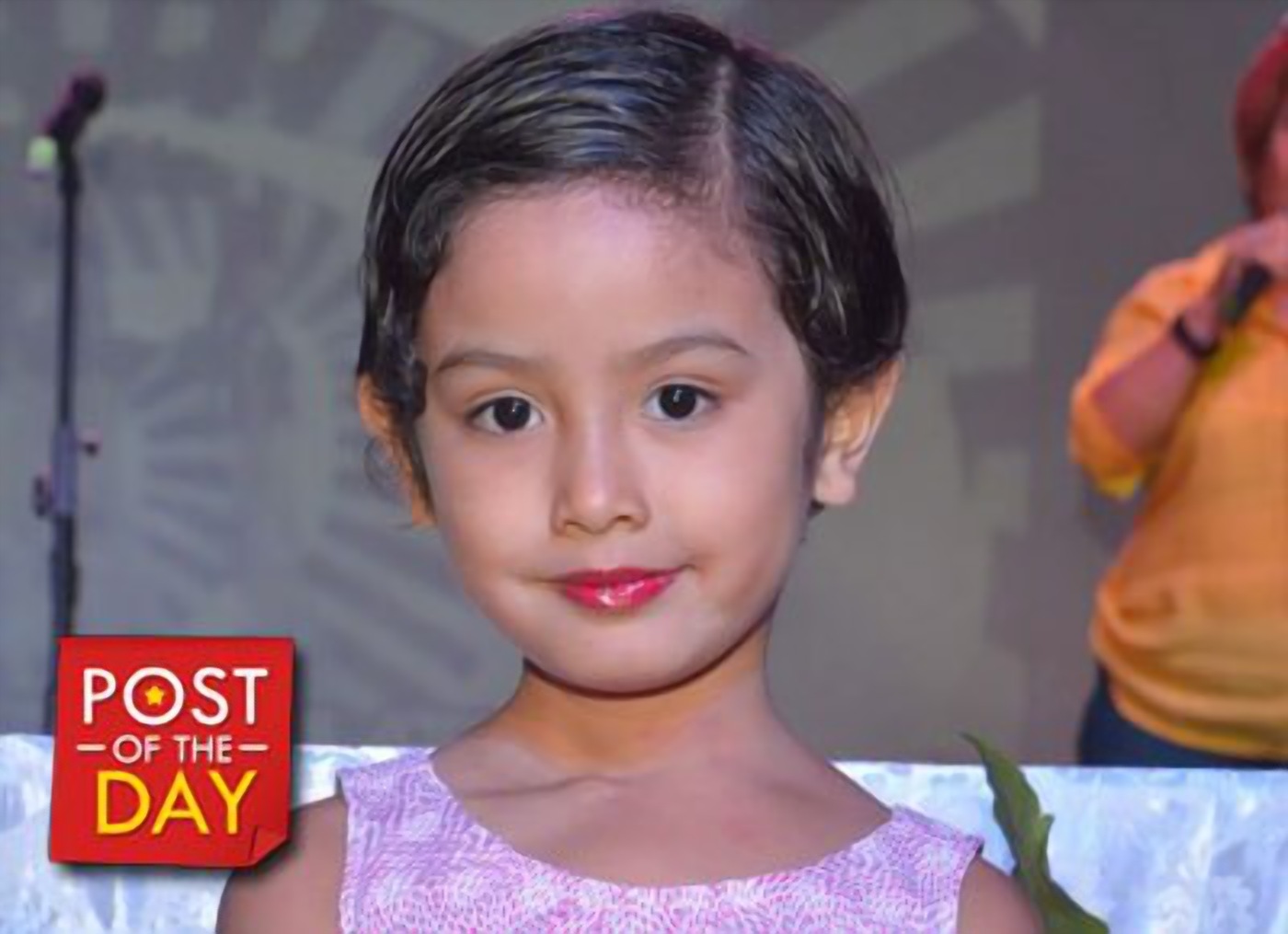 Jana becomes a little princess | ABS-CBN Entertainment