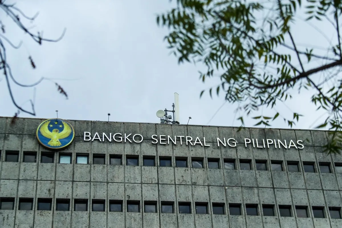BSP says conducting independent investigation on GCash issue | ABS-CBN News