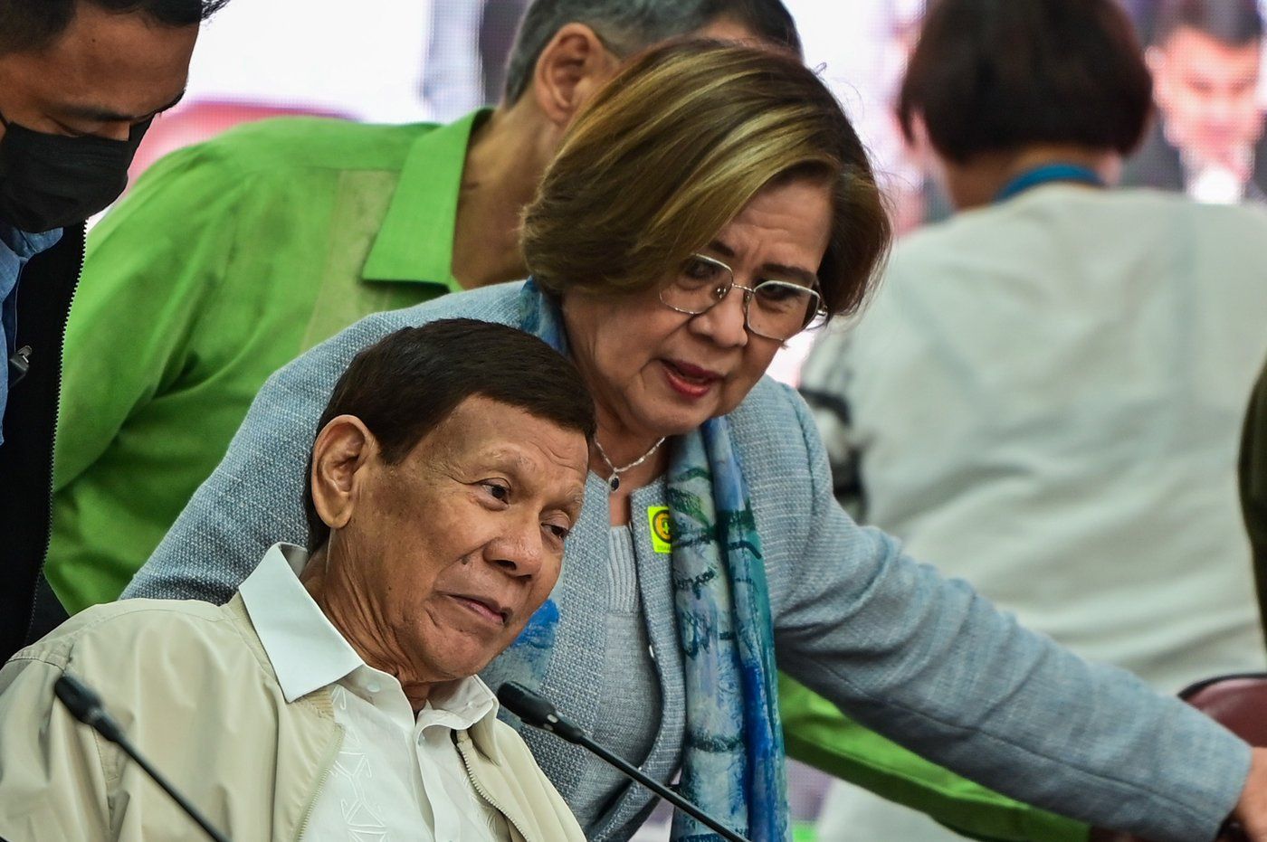 'Kaduwagan': De Lima slams Duterte's 'punch' gesture | ABS-CBN News 'Kaduwagan': De Lima slams Duterte's 'punch' gesture | ABS-CBN News