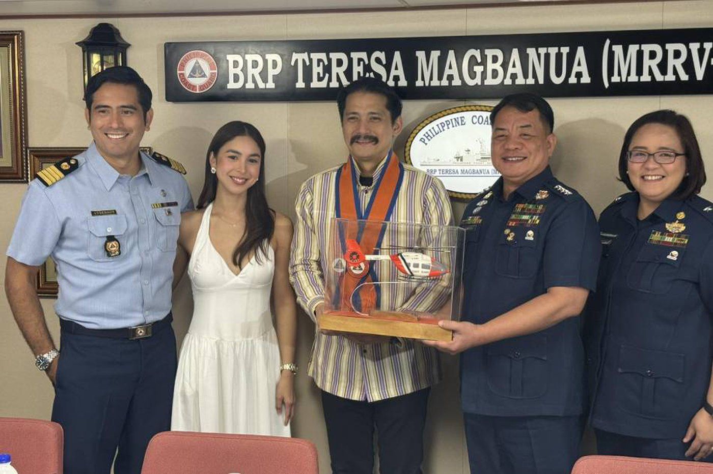 Gerald Anderson promoted to auxiliary captain in Philippine Coast Guard | ABS-CBN Entertainment