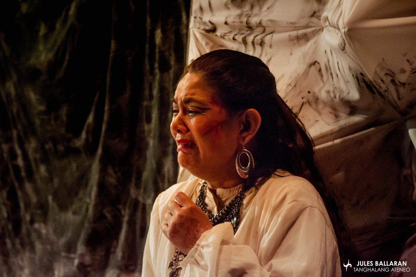 Theater review: Greek classic 'Medea' is feminist at its core | ABS-CBN ...