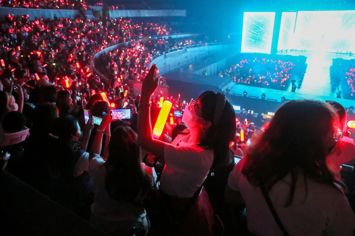 Beat the FOMO: Tips to scoring K-pop concert, fan meet tickets | ABS ...