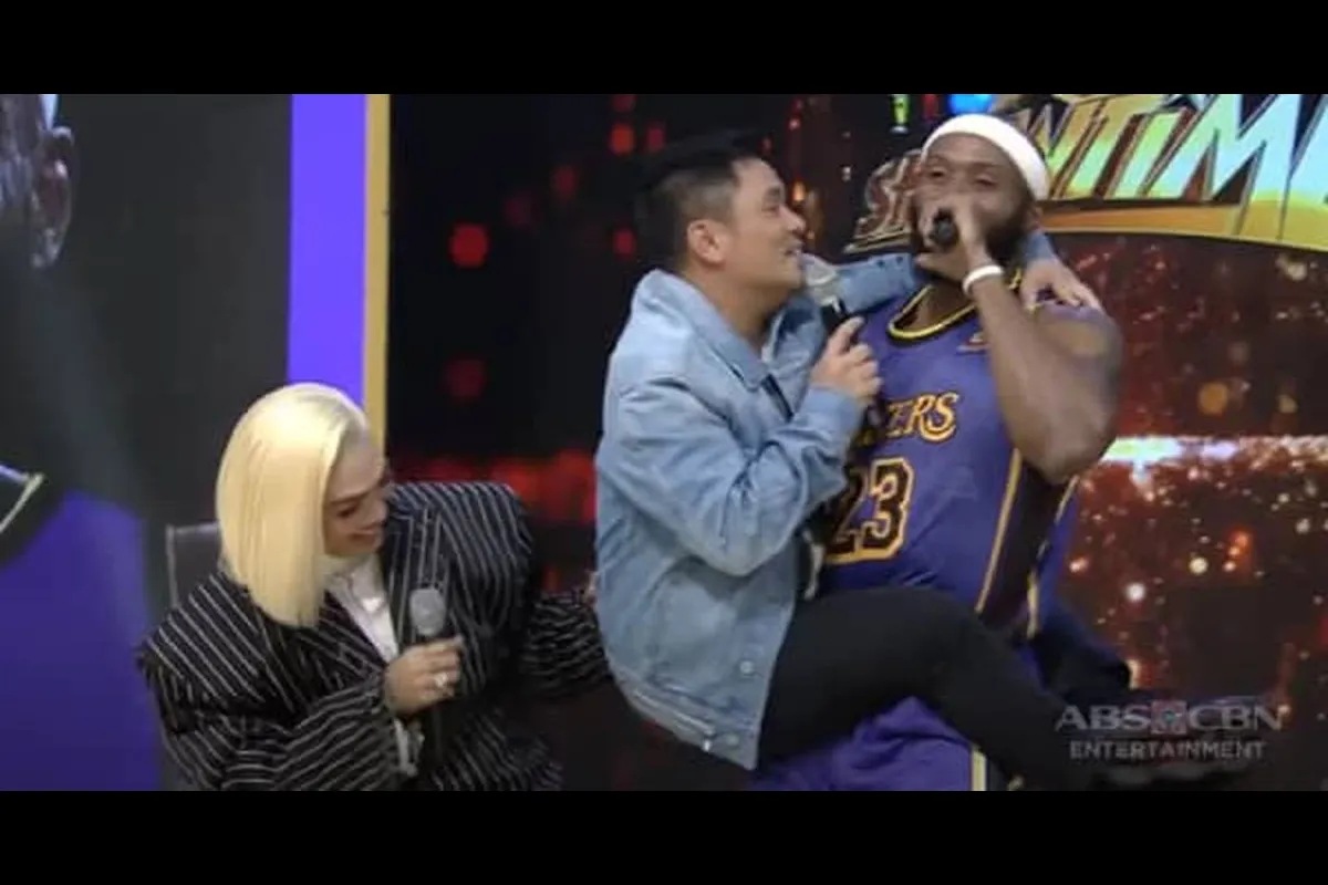 Vice Ganda, nakita ang pinakatatagong SIKRETO ni Ogie Alcasid | It’s Showtime | ABS-CBN ...