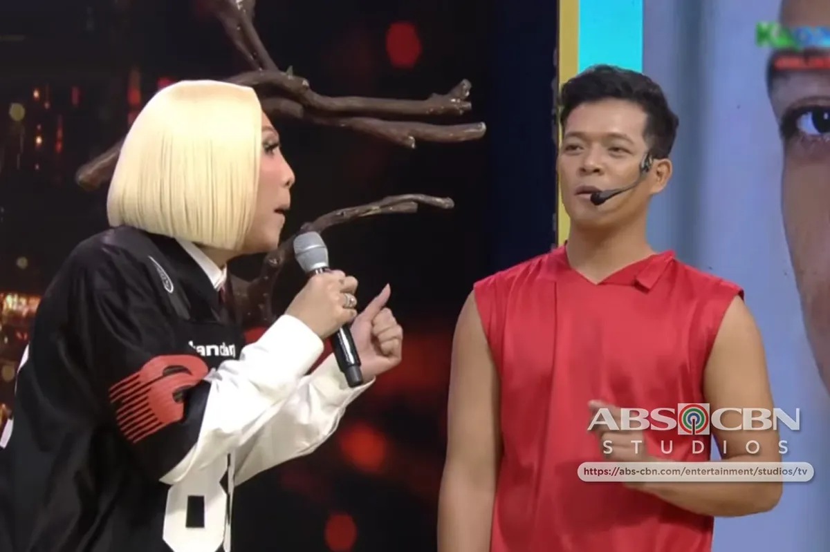 Vice Ganda, ipinakanta kay Jericho Rosales KalokaLike ang bago niyang single | It’s Showtime ...