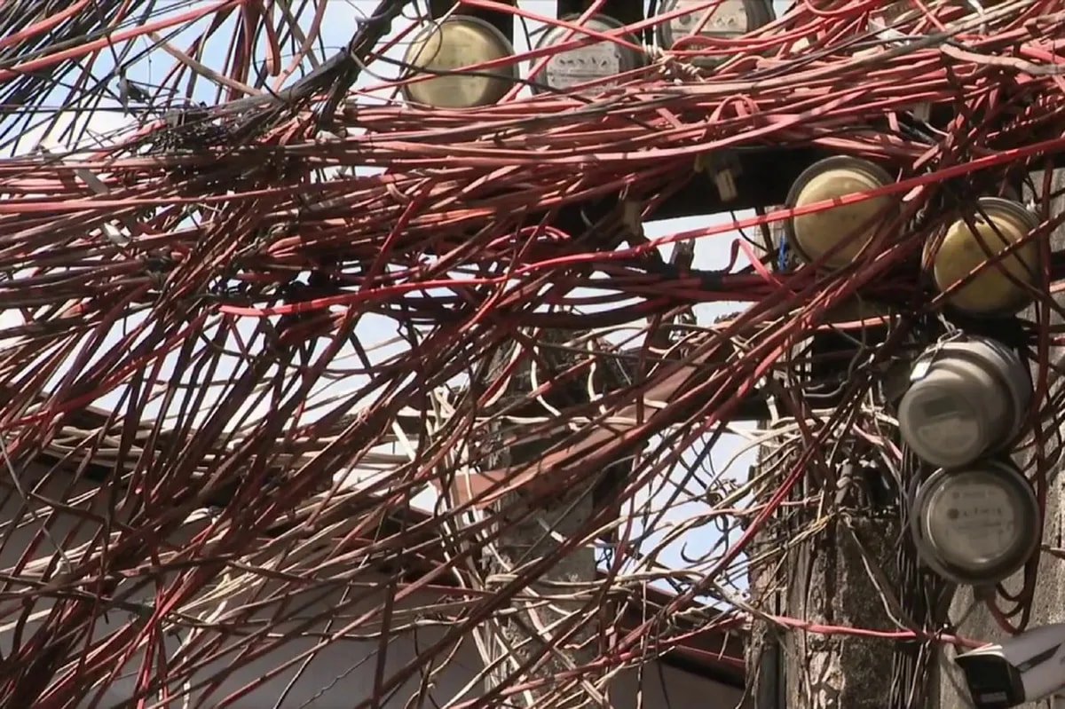 Meralco planong ibaon sa lupa ang mga kable ng kuryente | ABS-CBN News Meralco planong ibaon sa lupa ang mga kable ng kuryente | ABS-CBN News