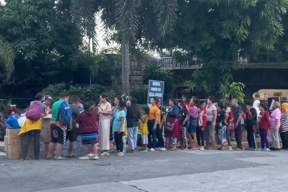 Duterte supporters at EDSA Shrine to stay until Thursday | ABS-CBN News Duterte supporters at EDSA Shrine to stay until Thursday | ABS-CBN News