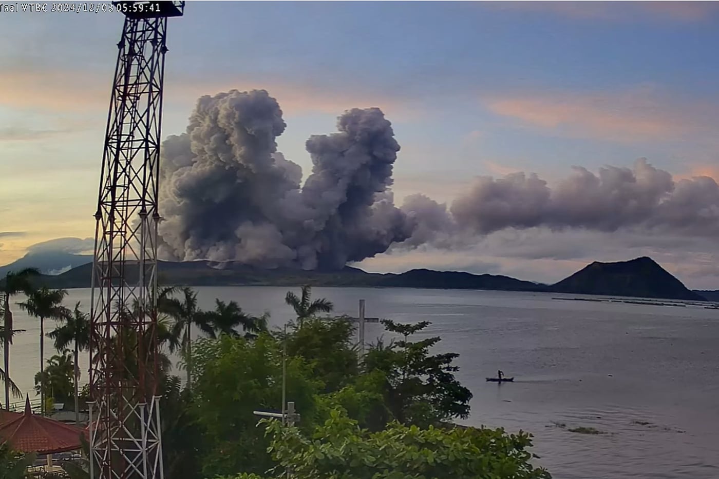 Minor Taal Volcano eruption observed; alert level stays low | ABS-CBN News