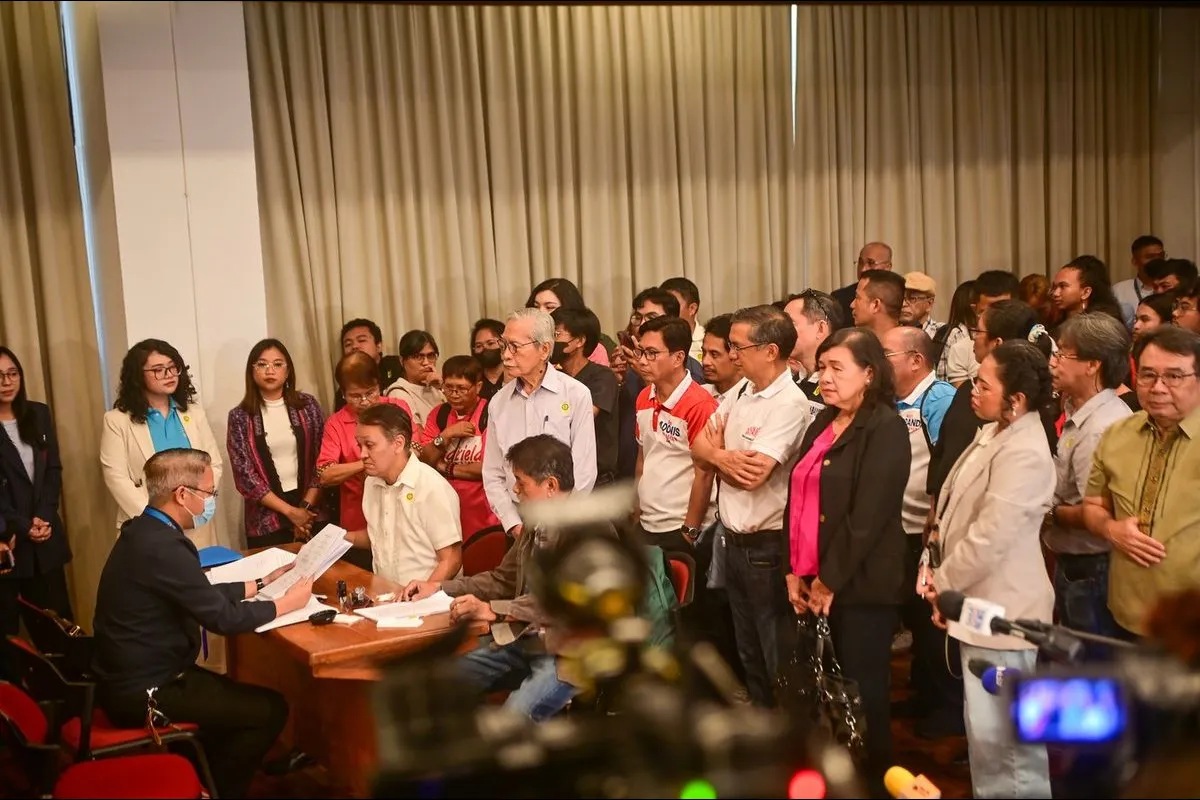 VP Sara Duterte faces second impeachment complaint | ABS-CBN News