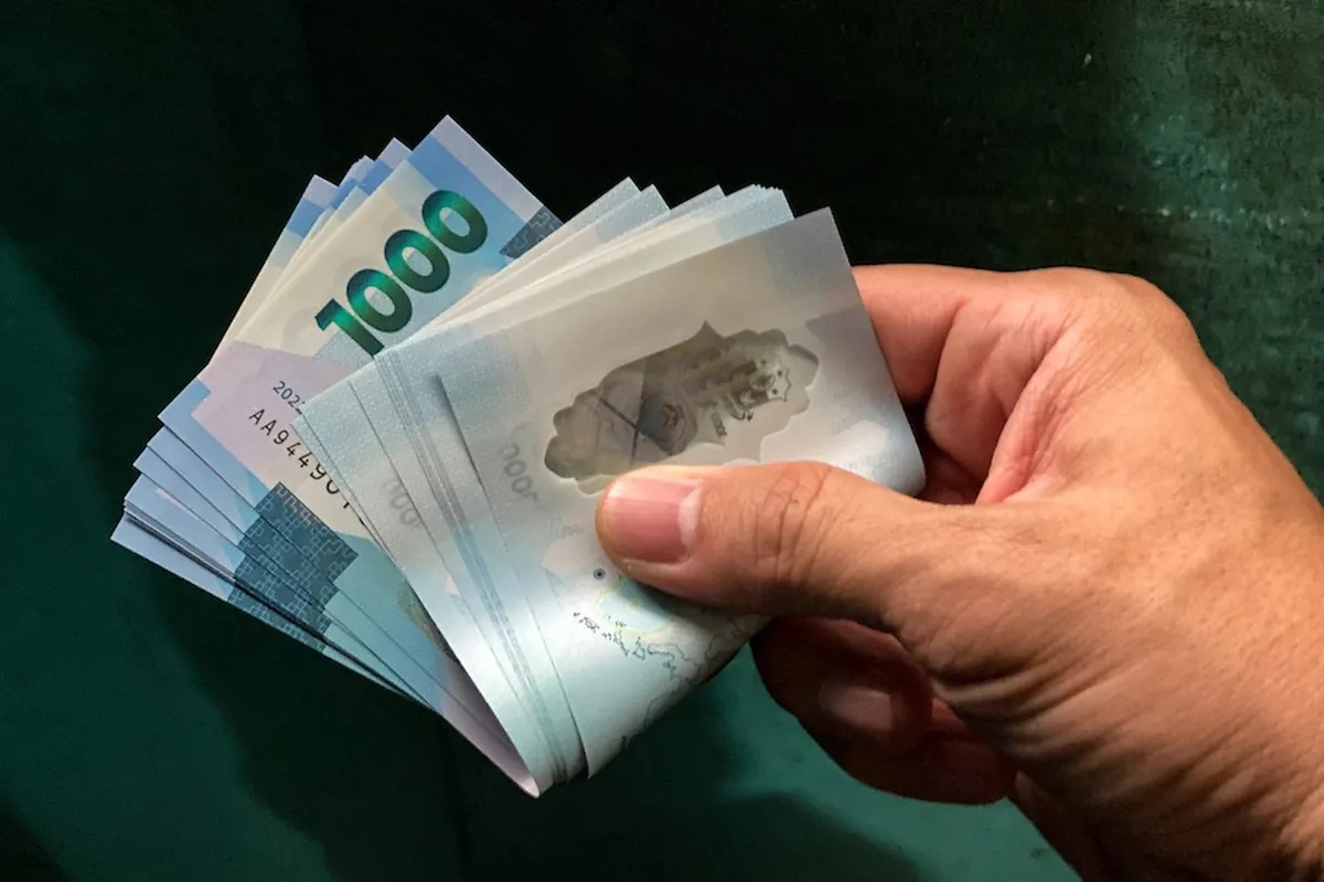 Winning Moment: Mga diskarte sa tamang paglalaan ng Christmas bonus ...