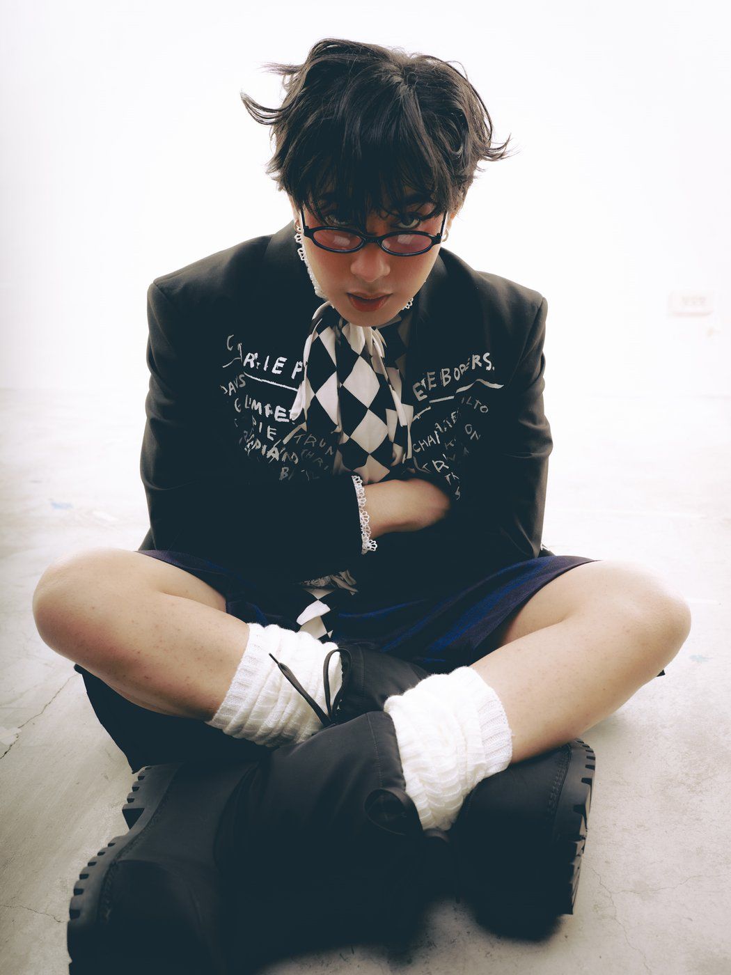 Maki's New Single “Bughaw” A Bright Anthem for Friends | ABS-CBN ...