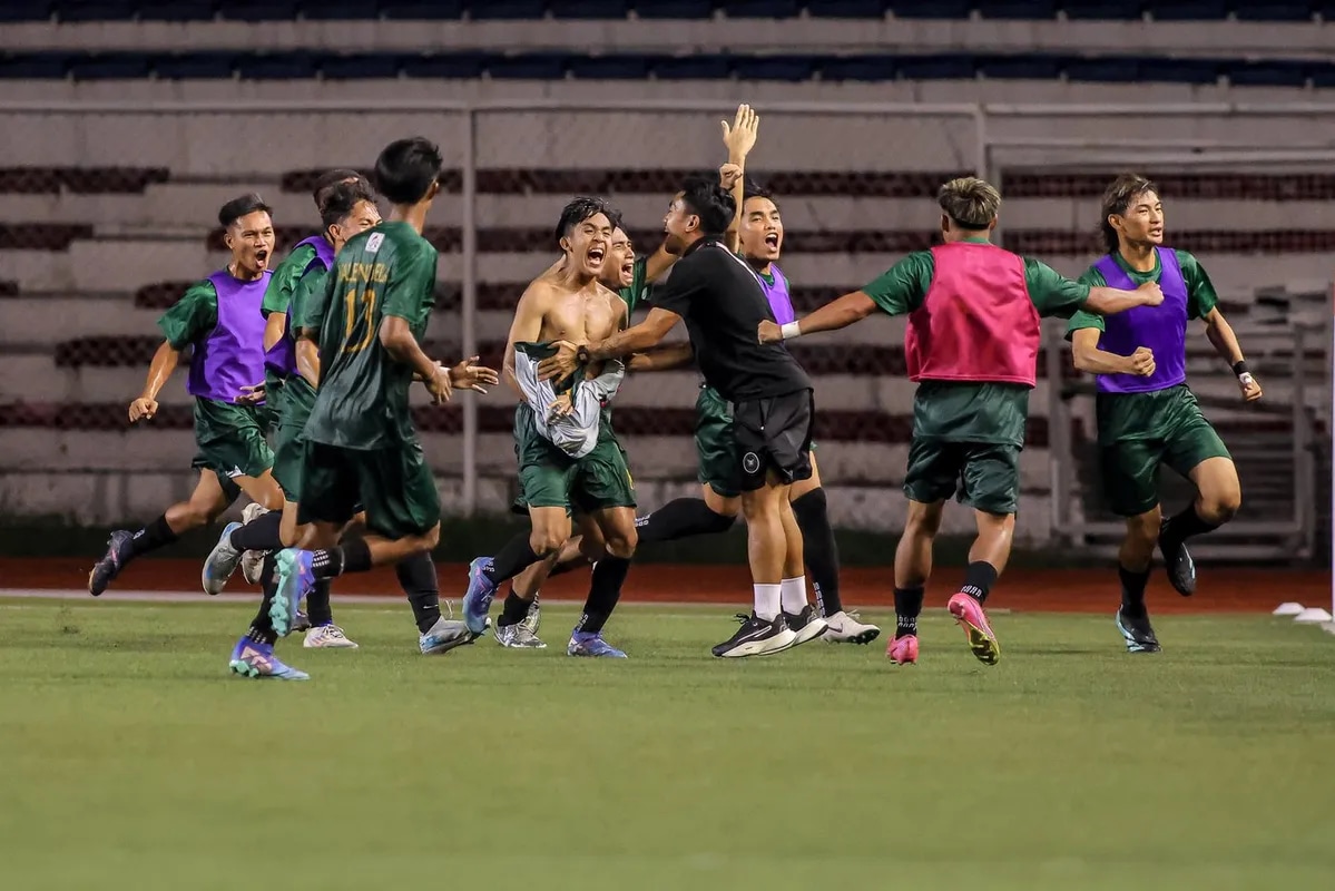 UAAP: FEU dethrones UP, advances to men's football final | ABS-CBN Sports