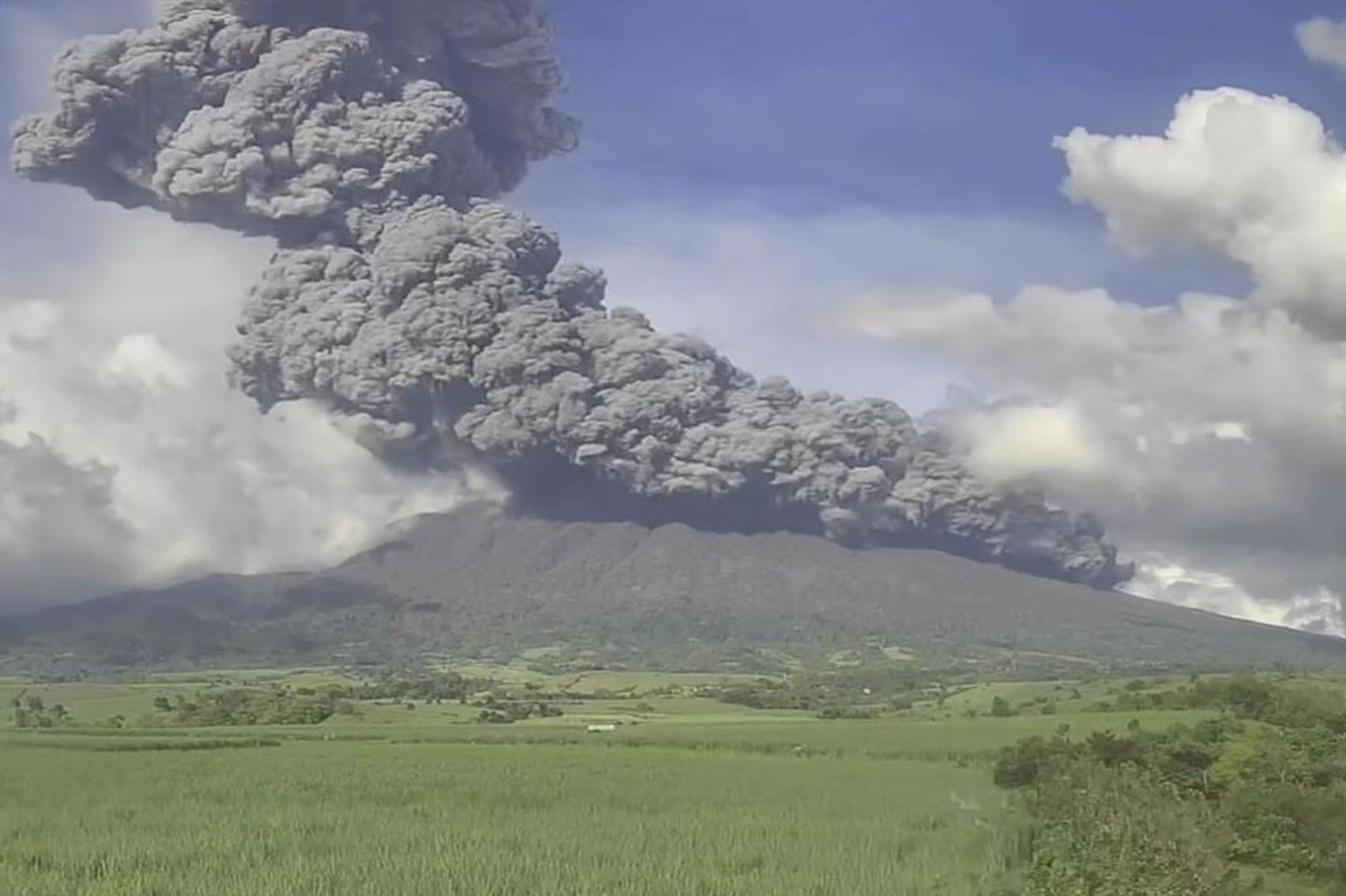 Another Kanlaon eruption is possible, Phivolcs says | ABS-CBN News
