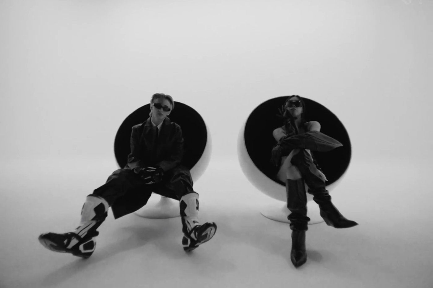 WATCH: NCT's Mark shows off rap skills in 'Fraktsiya' with Lee Young-ji ...