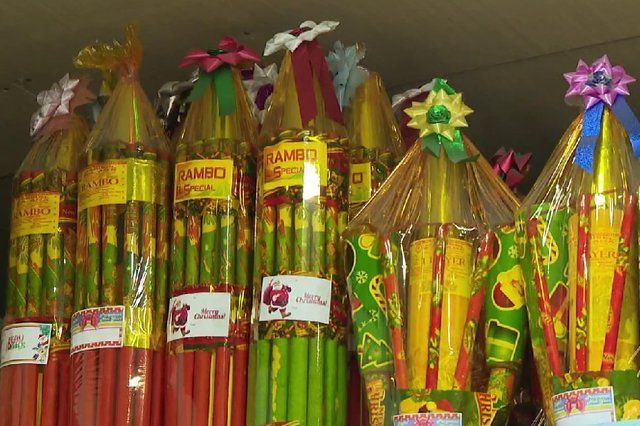Mga tindahan ng paputok sa Bocaue ininspeksyon; PNP nagpaalalang bawal ...