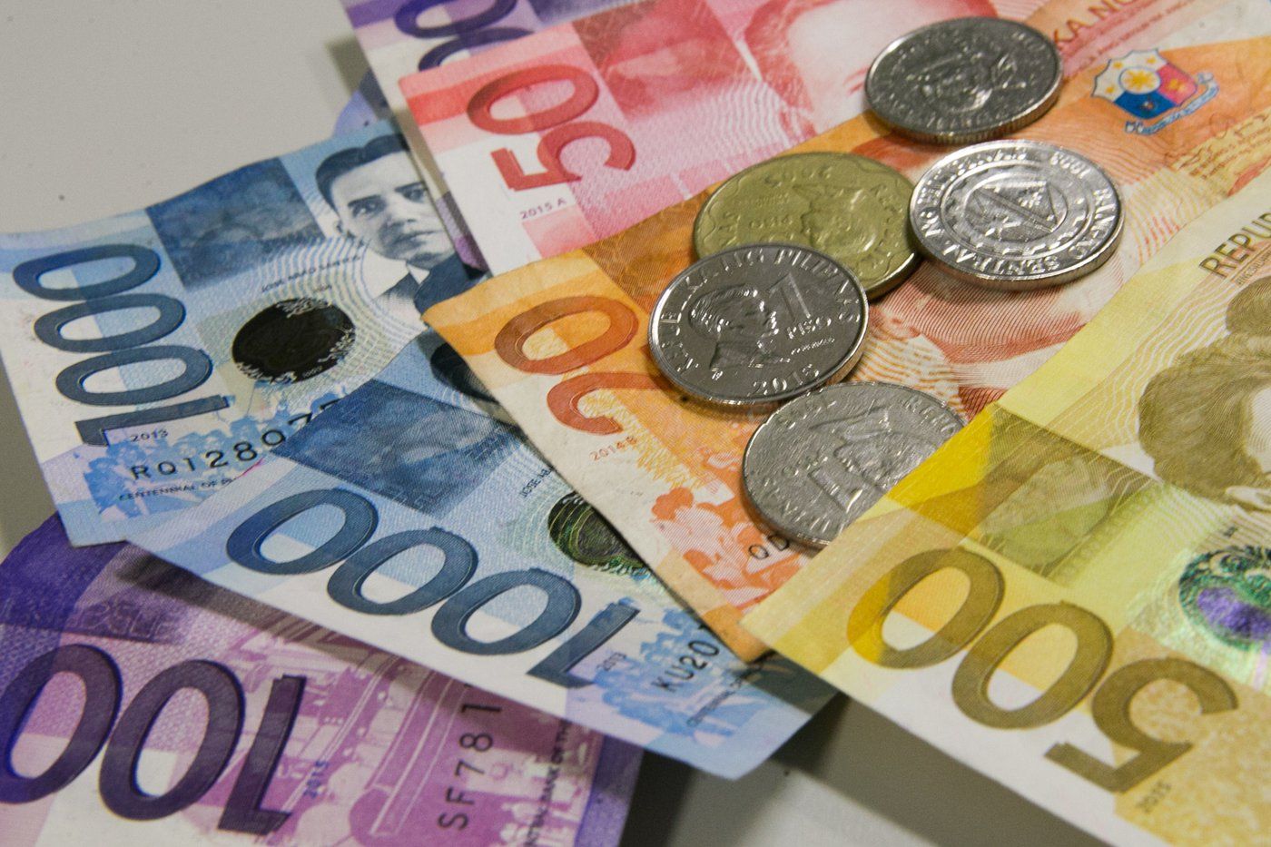 PH money with heroes stays… for now | ABS-CBN News