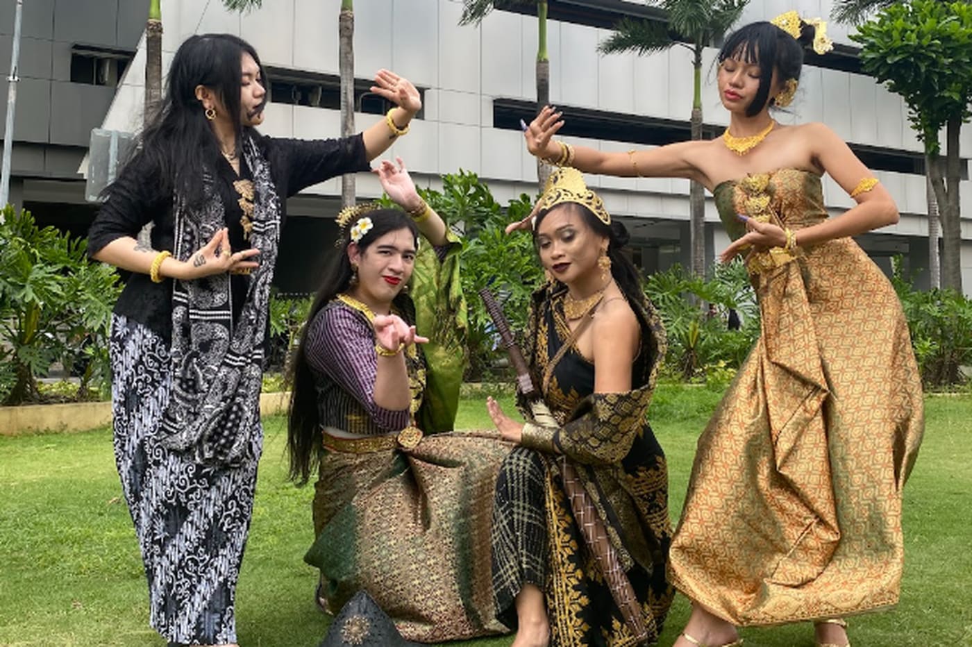 How this TikTok creator makes ancient Filipino fashion still relevant ...