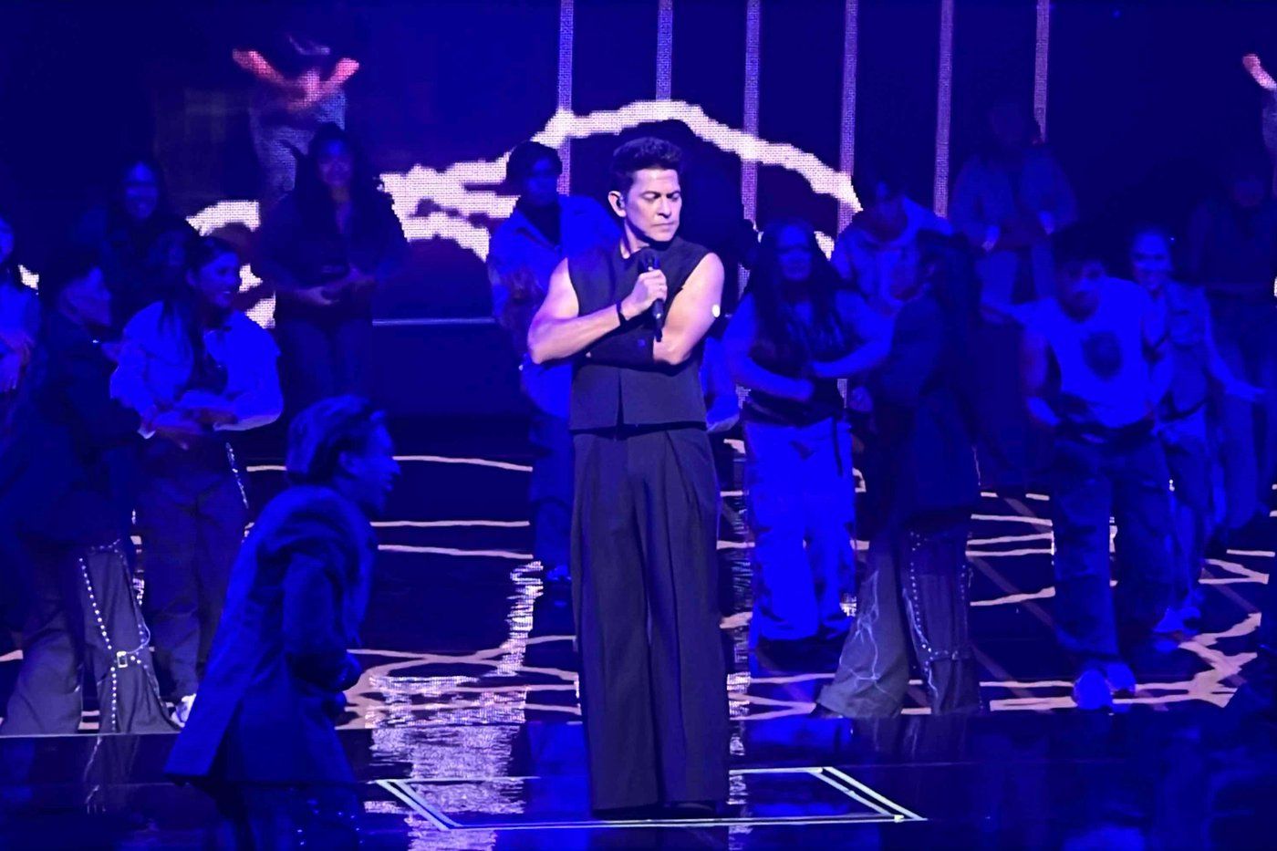 Gary V pulls off 2nd night of concert amidst recovery from dehydration ...