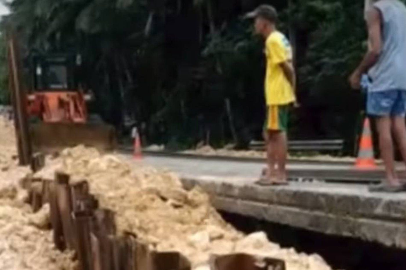 DPWH Bicol urges motorists to be careful of landslides due to ...