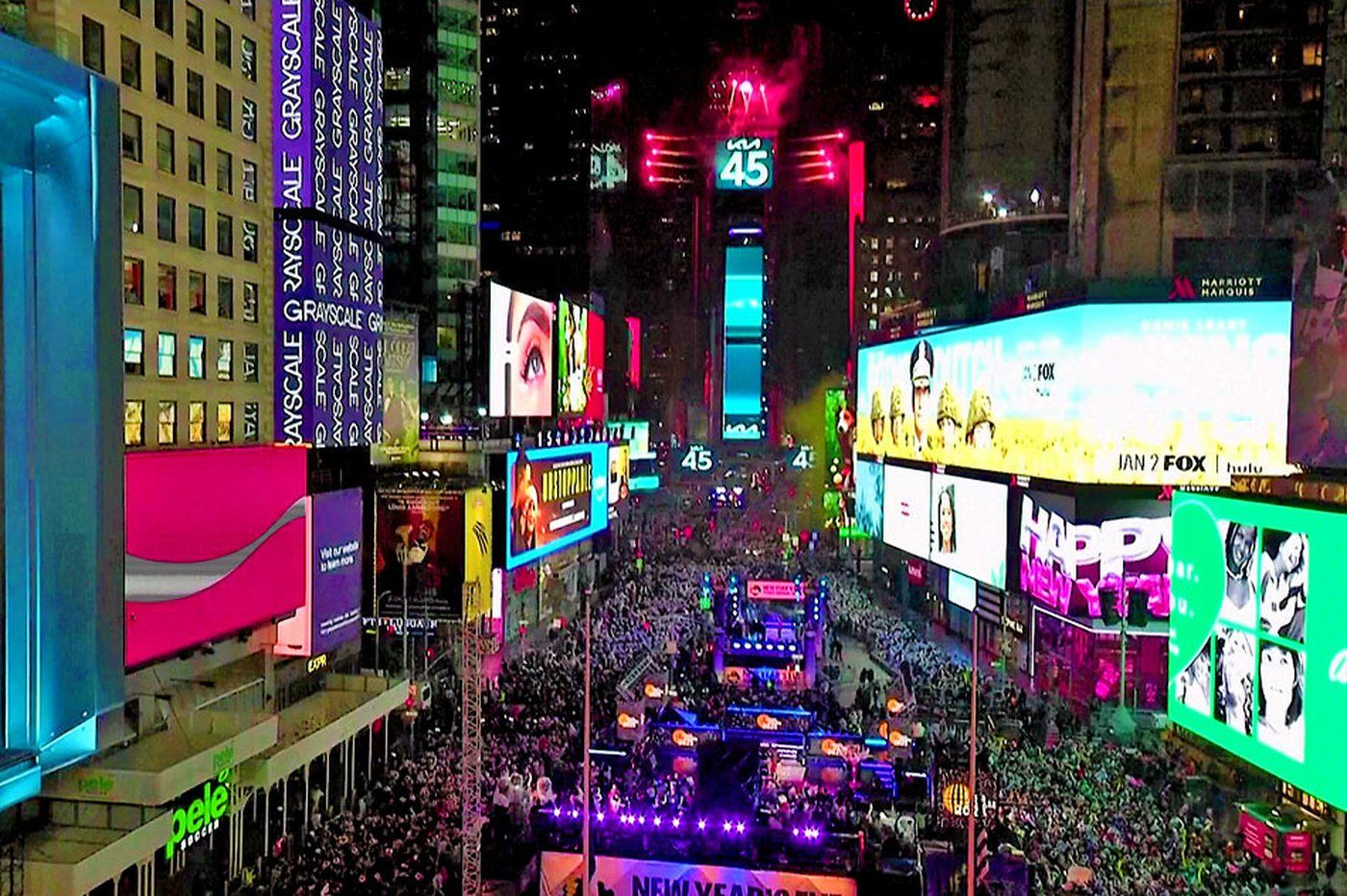 Thousands gather in New York City's Times Square to welcome 2025 | ABS ...