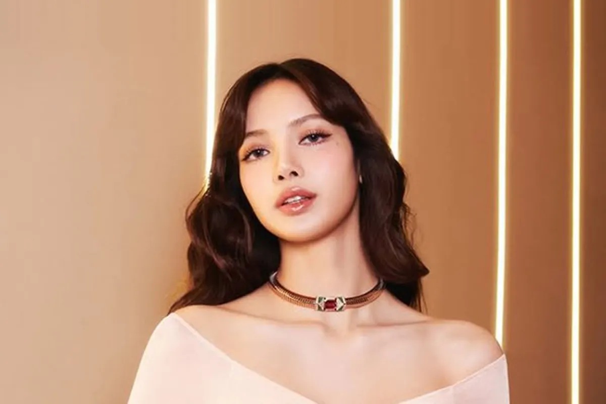 From music to acting: BLACKPINK Lisa shares plans for 2025 | ABS-CBN ...