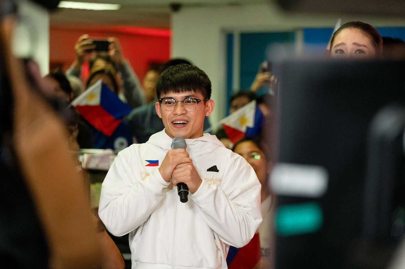 After historic Paris campaign, Carlos Yulo named PSA Athlete of the ...
