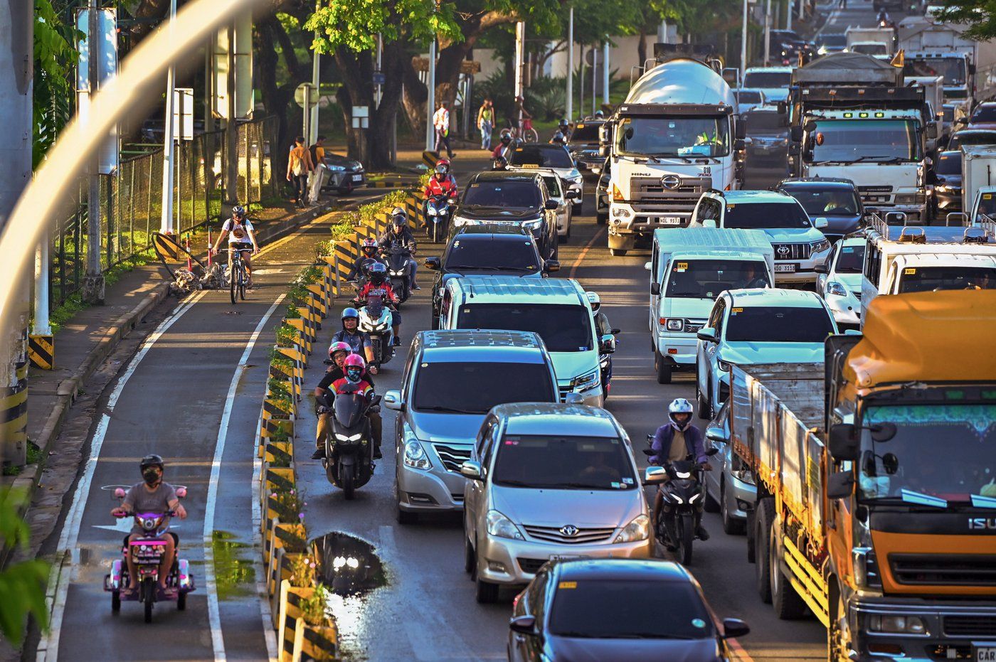 Fuel economy labels now required for vehicles for sale: DOE | ABS-CBN News