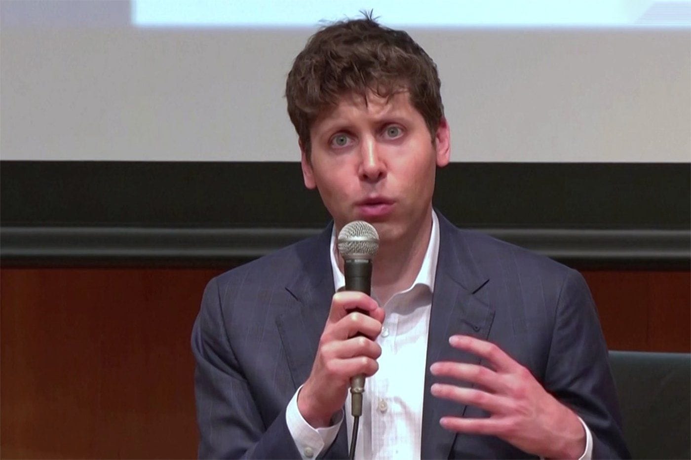 OpenAI chief Sam Altman denies sexually abusing sister | ABS-CBN News