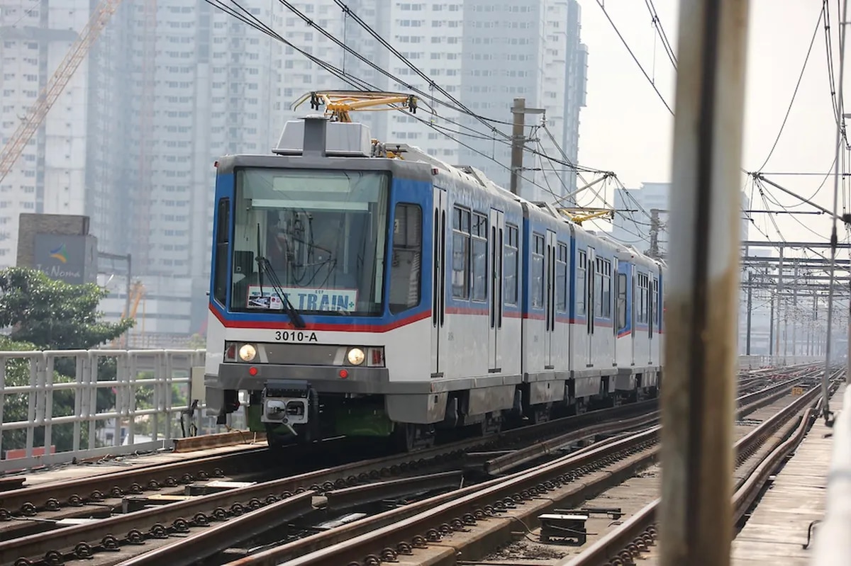 MRT-4 seen to start construction in 2026, budget cuts won't affect ...