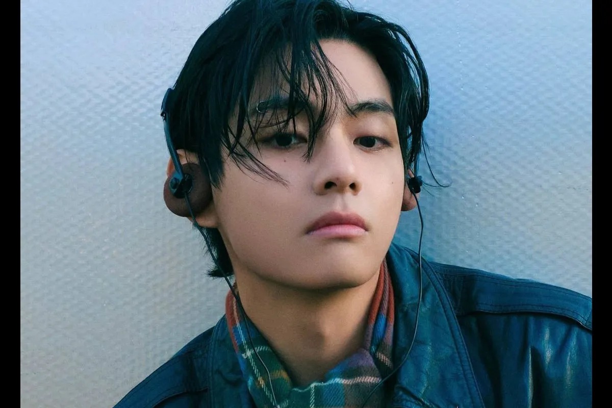 BTS star V's photo book features Paris moments | ABS-CBN Entertainment