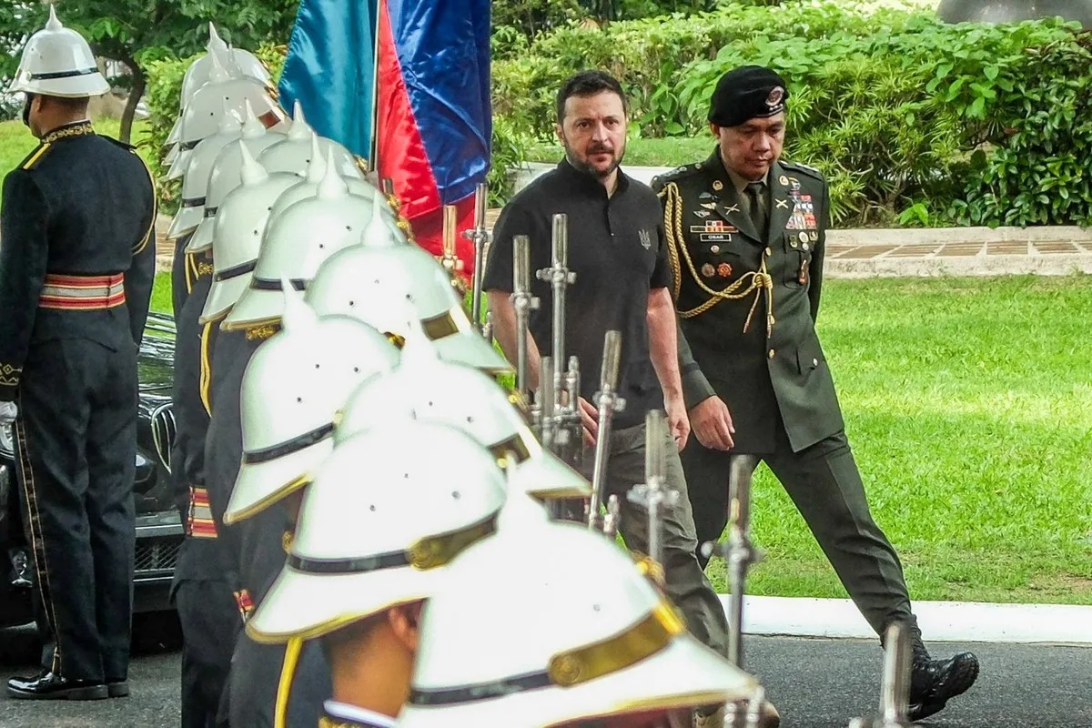 Ukraine claims biggest aerial strike on Russian territory | ABS-CBN News