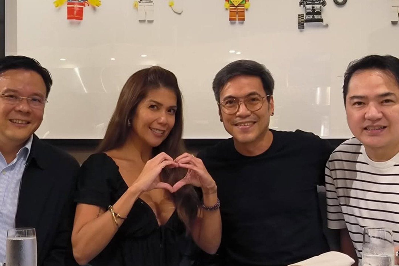 LOOK: Smokey Mountain members reunite | ABS-CBN Entertainment