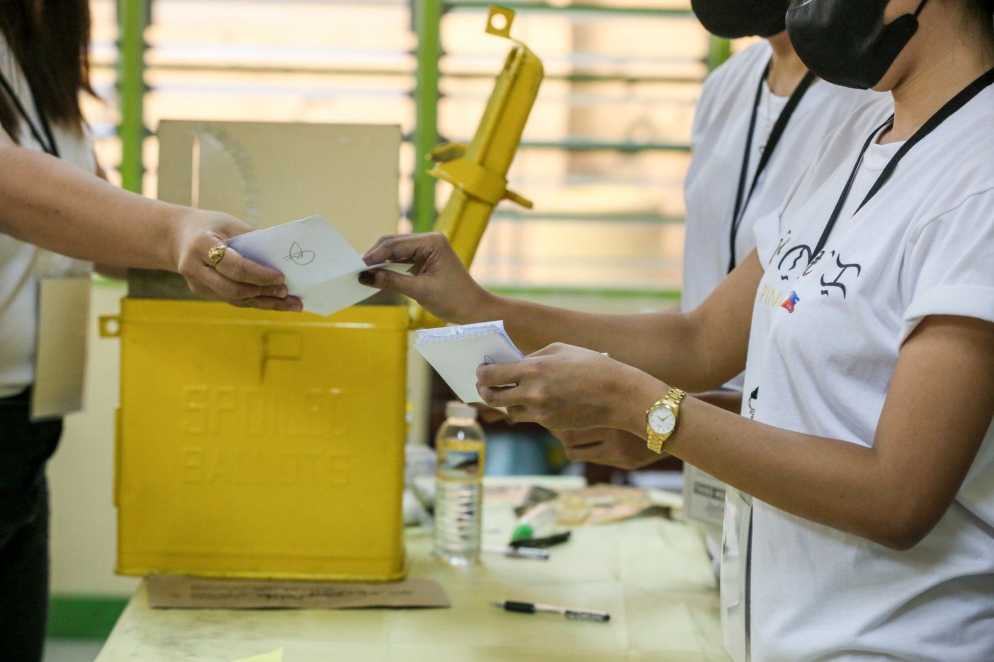 Comelec: Alphabetical order susundin sa mga kandidato sa balota | ABS ...