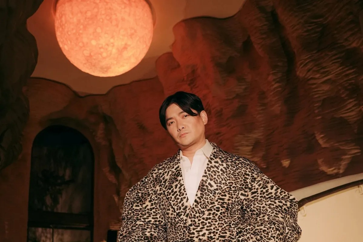 Tim Yap Holds an Animal Print-Themed Birthday Party in a Cave-Inspired ...