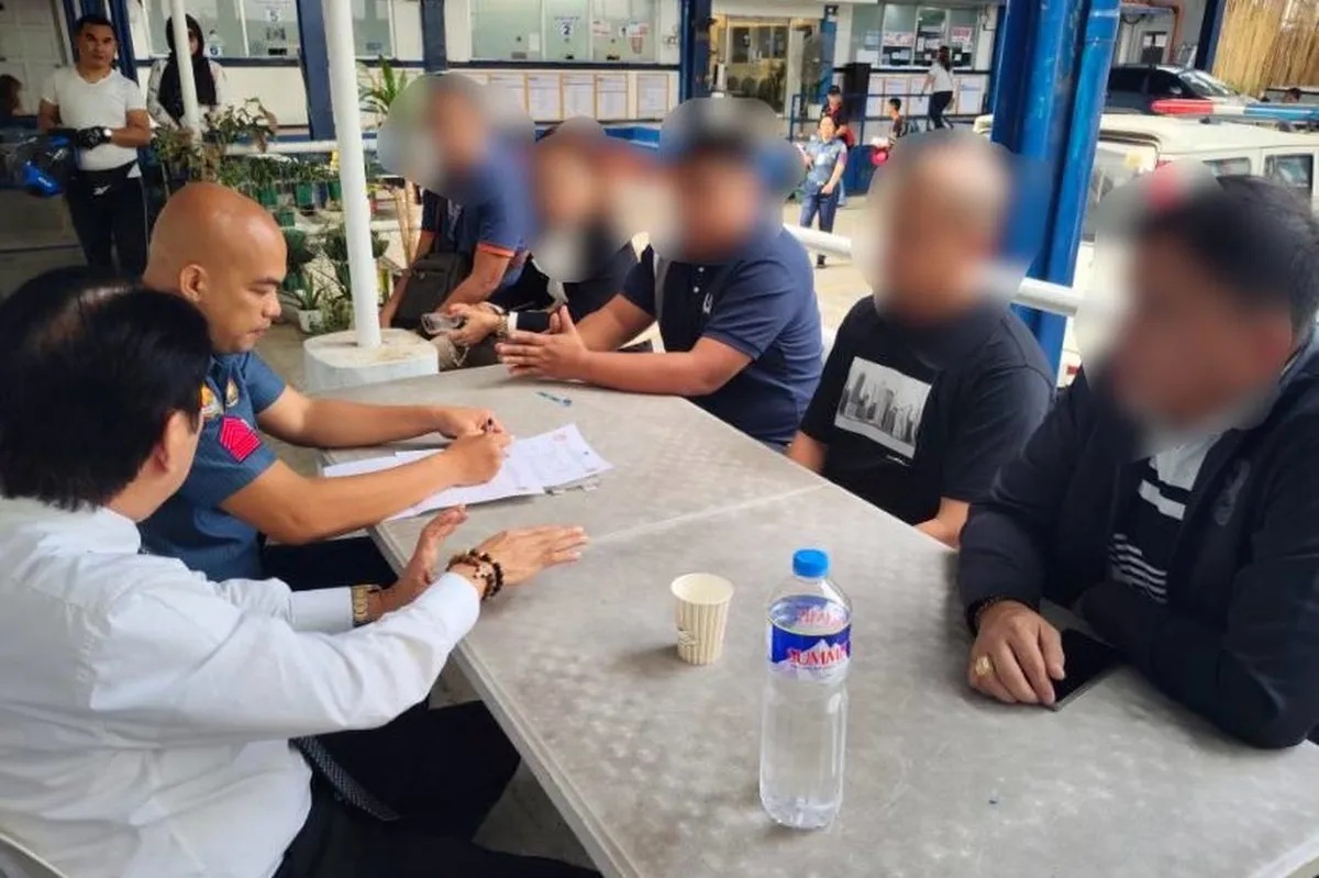 Security guard in viral 'Sampaguita girl' video meets with PNP Civil ...