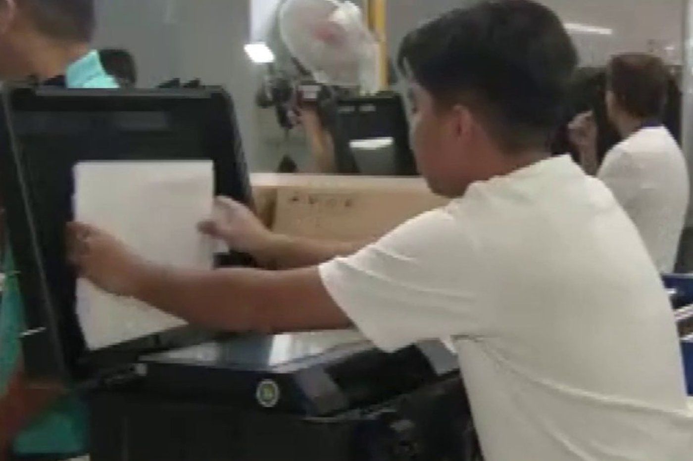 Pag-imprenta ng mga balota para sa Halalan 2025 hindi matutuloy sa ...