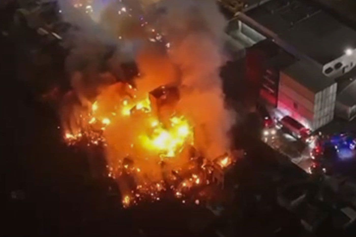 Sunog sa Isla Puting Bato, Tondo umabot ng ikalimang alarma | ABS-CBN News