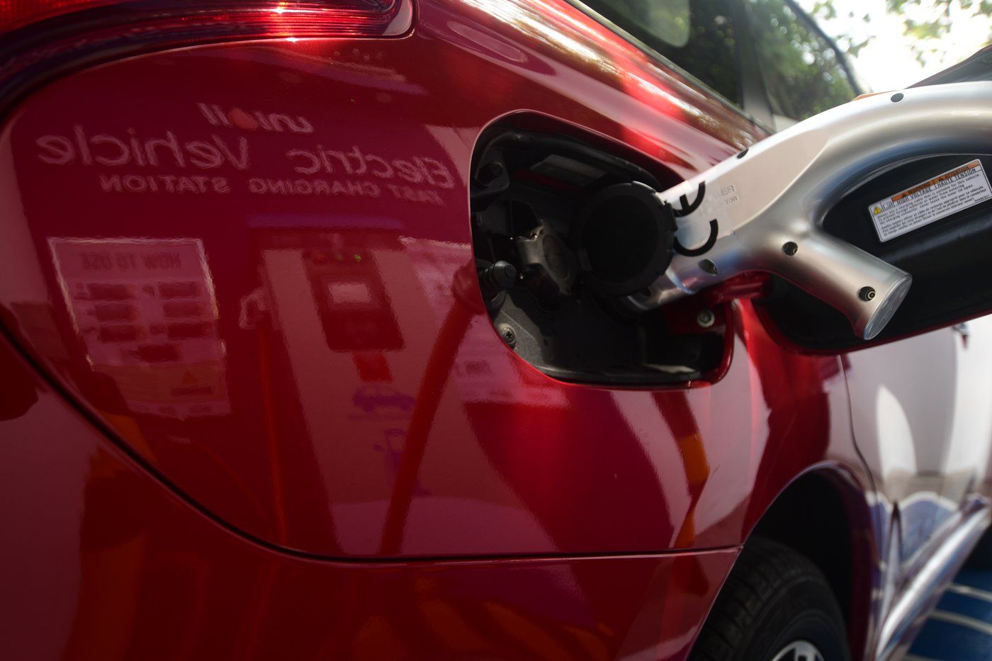 ADB lends Ayala $100 million to build more electric vehicle charging ...